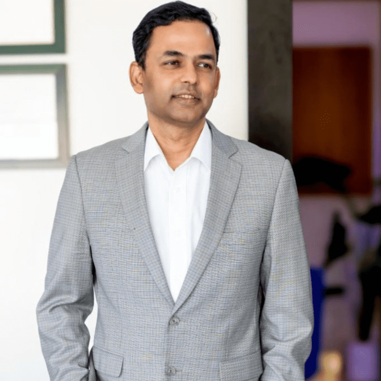 Rayna Tours and Travels: From Humble Beginnings to a Global Leader in ...